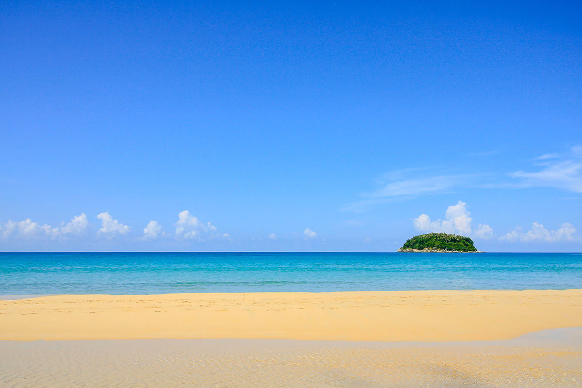 คู่มือเที่ยวหาดกะตะ จังหวัดภูเก็ต | กิจกรรมและที่พักติดทะเลสำหรับครอบครัว