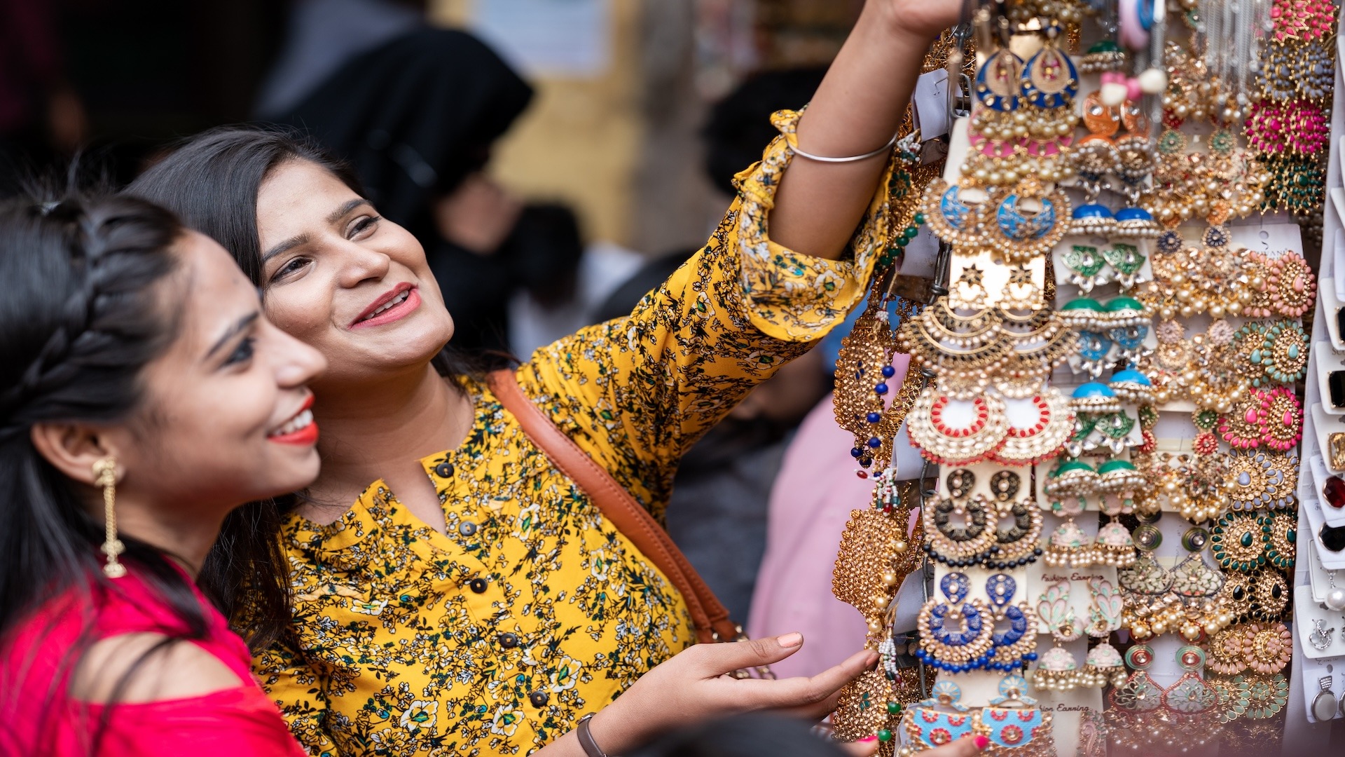 Unleashing the Plethora of Kolkata's Markets: A Shopper’s Chronicle » Agoda: See The World For Less