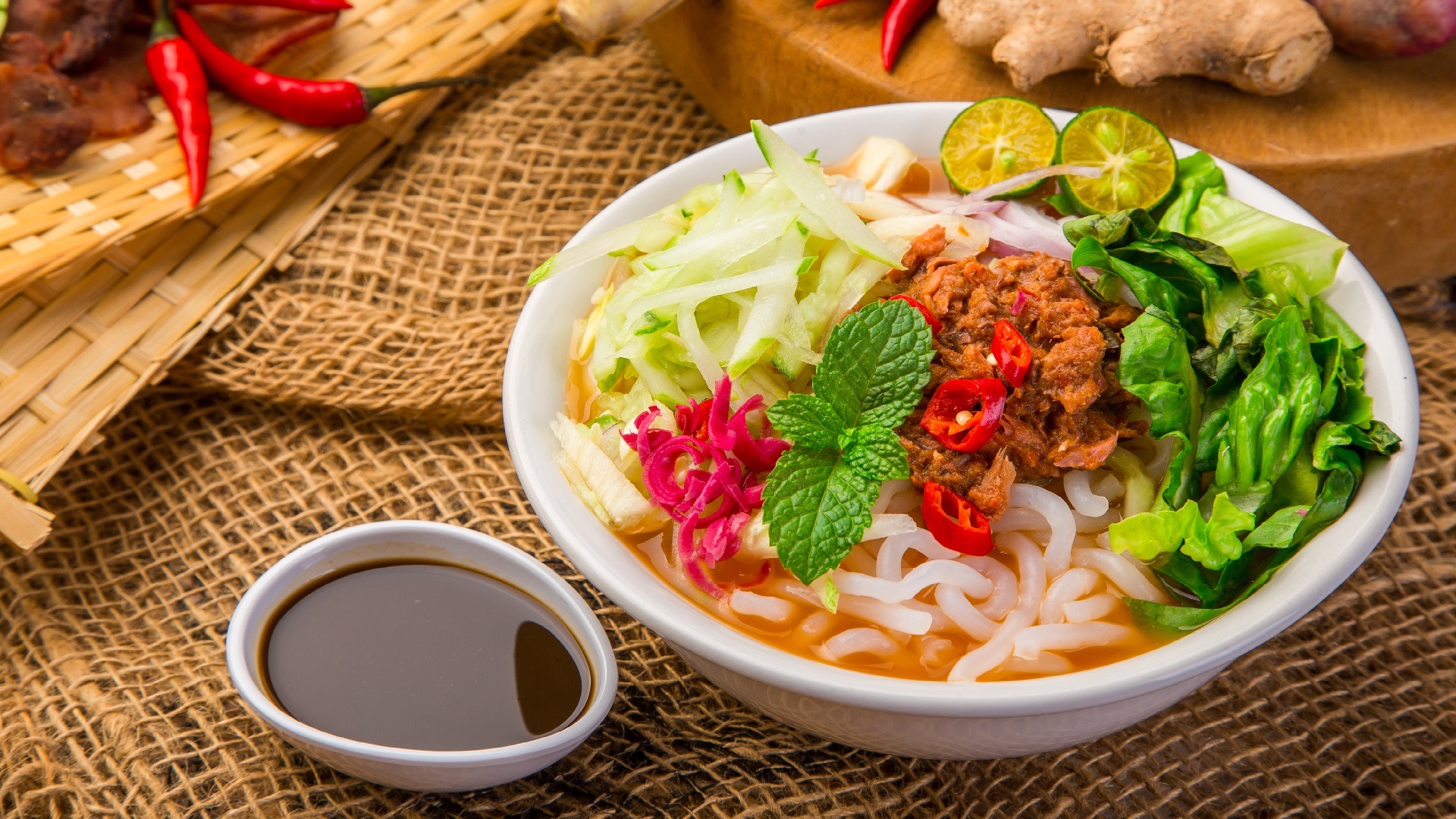 A Culinary Journey Through Malaysia: Discovering the Best of Malaysian ...