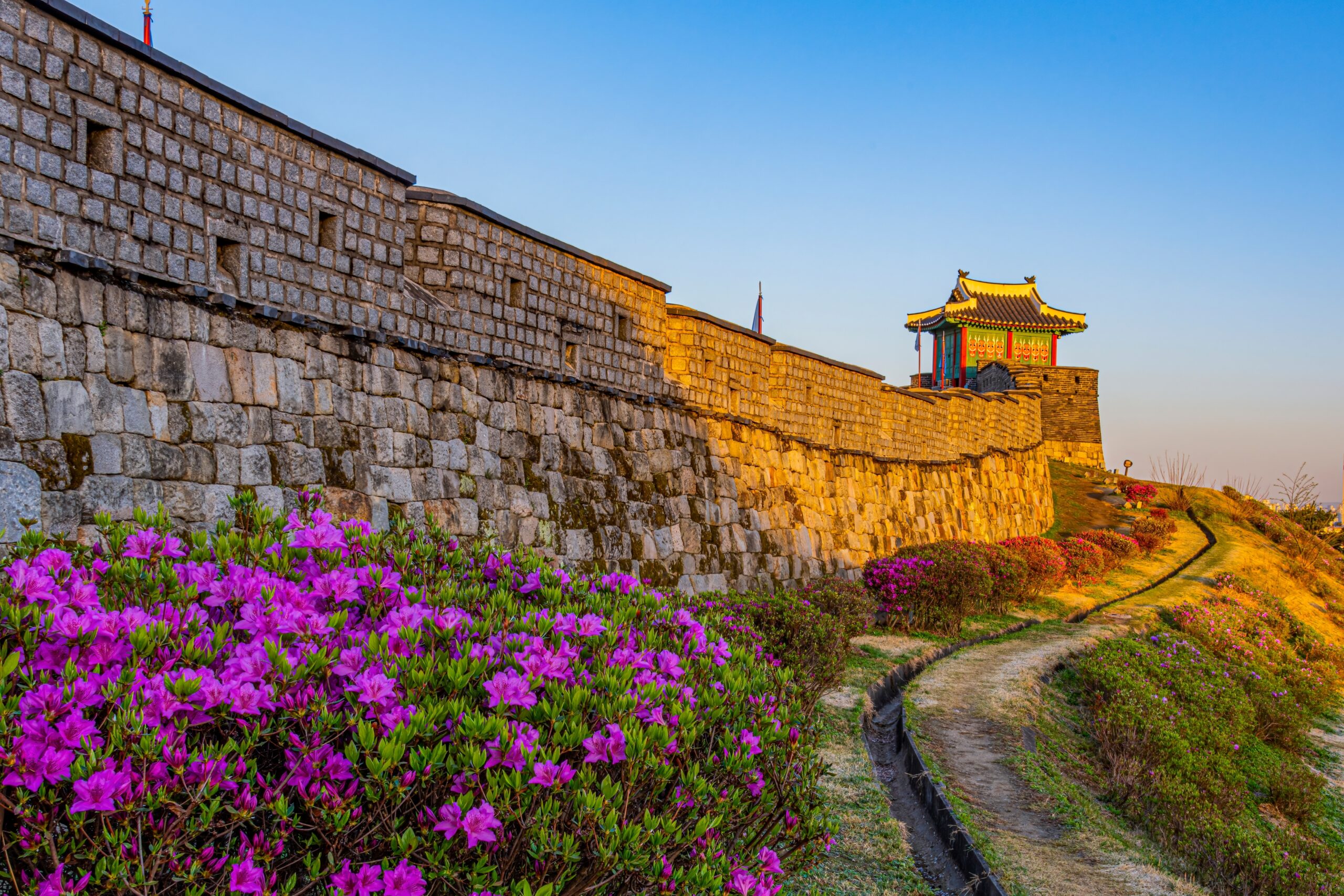 Découvrez le palais de Suwon : Votre guide des festivals saisonniers ...